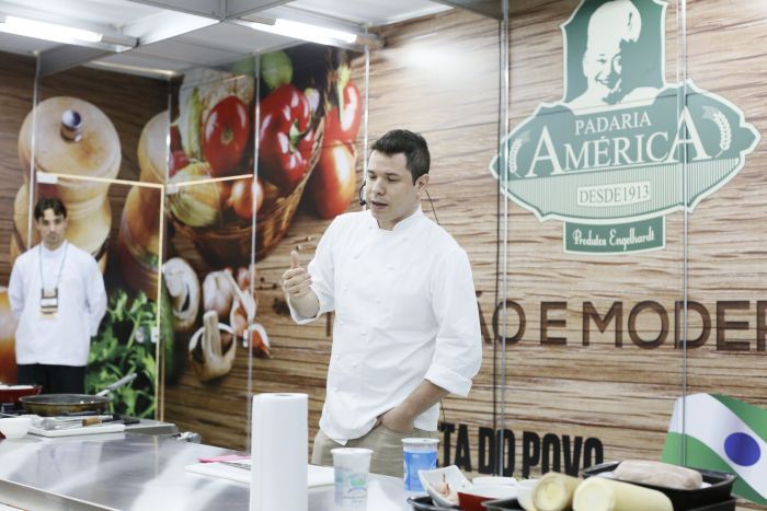 Chef mineiro falou da importância de aliar técnica e compromisso com os ...