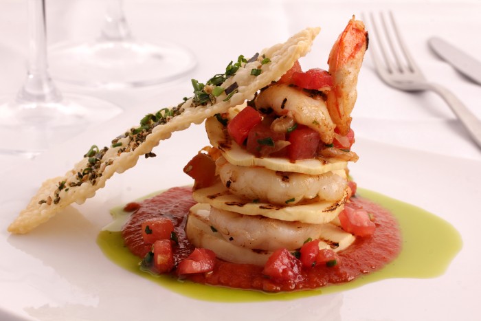 Receita de pastel aberto de palmito e camarão