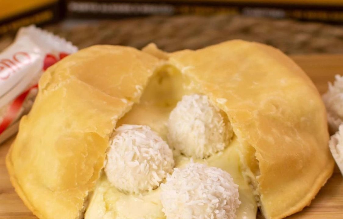 Pastel recheado com mega recheio de 11 cm: quem encara?