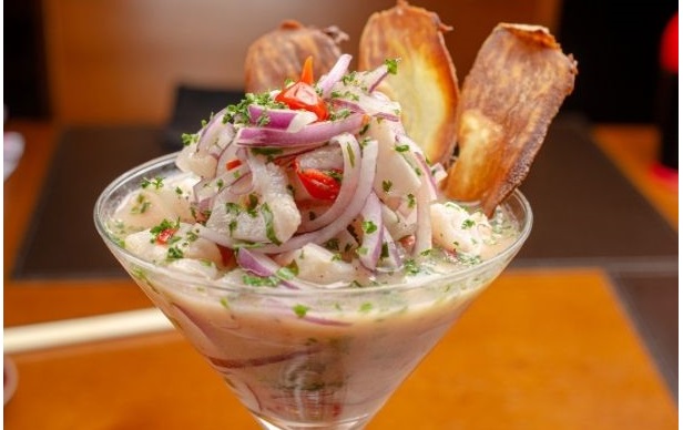 Três receitas de ceviche para você preparar neste verão