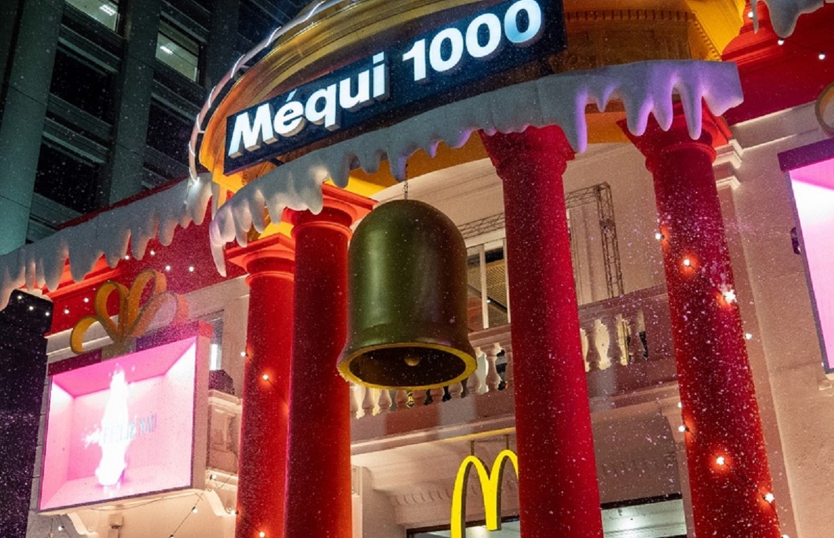 Mc Donald's e Coca-Cola fazem nevar em 6 lojas da rede no Brasil